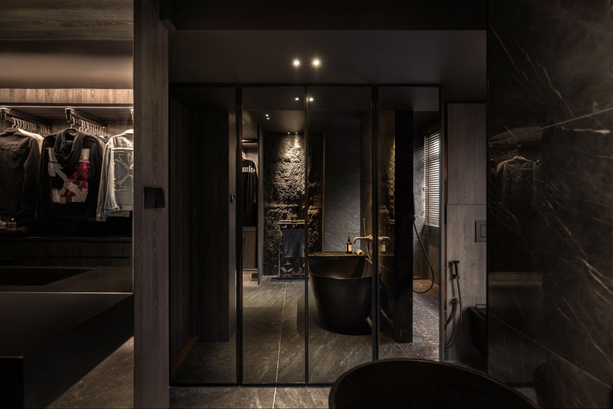 Luxury Man Cave Bathroom Garage Bathroom/man Cave Bathroom